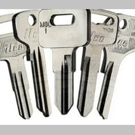 Mobella Swing Door Latches in Stock Offshore, Mccoy, Slim, Small