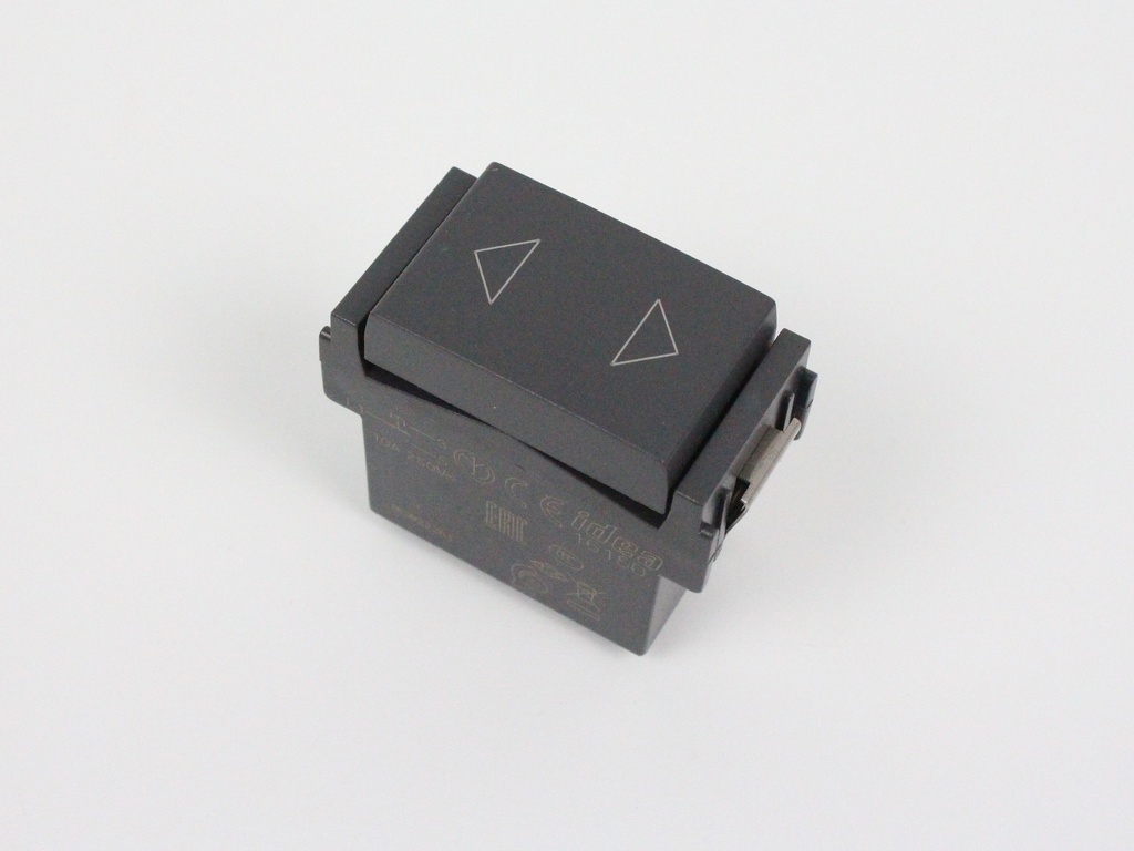 Vimar 2-Way Push Button Switch (ON)/OFF/(ON) Part # 16150 | Flounder ...